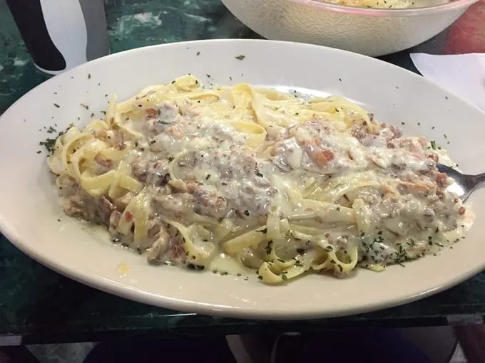 mamma mia pizzeria 8