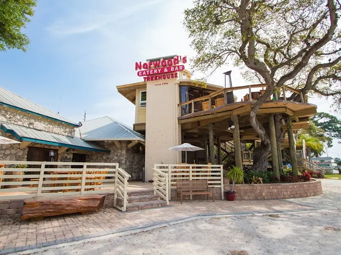 norwoods restaurant and wine shop 1