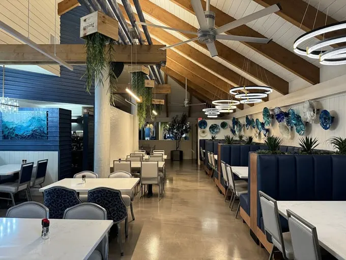 norwoods restaurant and wine shop 2