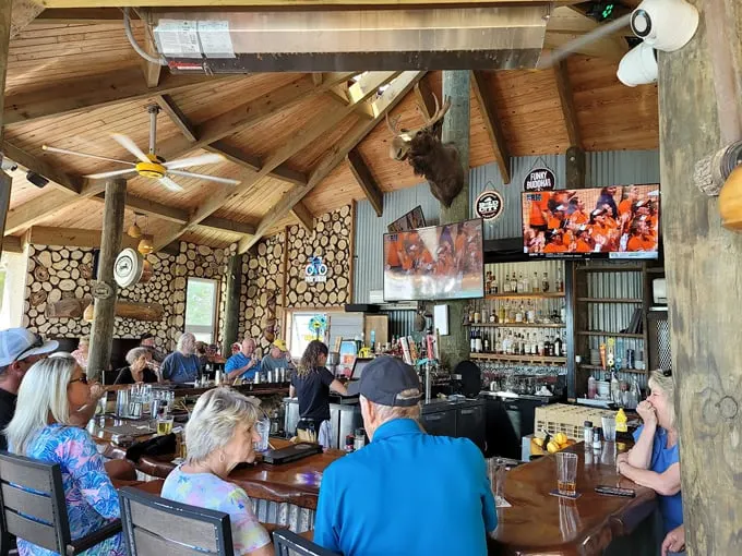 norwoods restaurant and wine shop 3