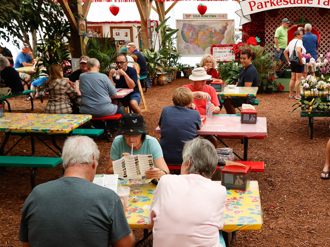 parkesdale farm market 8