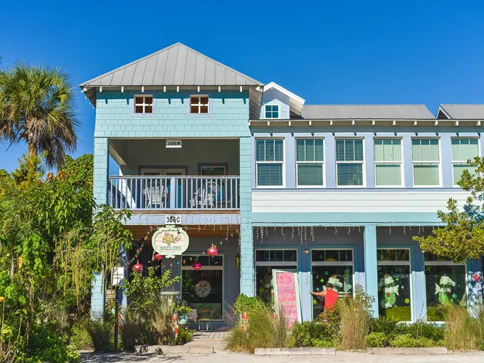 pine avenue 4