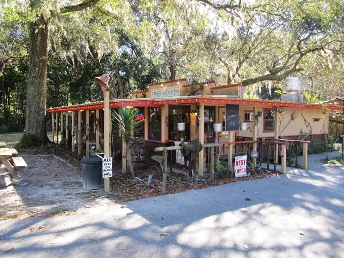 1998 grill country store