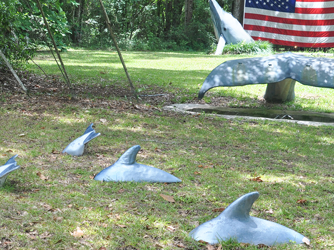 9/11 Whale Sculptures 4