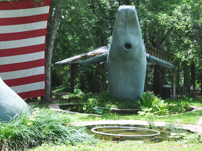 9/11 Whale Sculptures 5