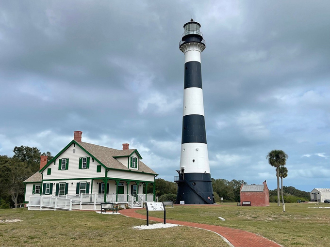cape canaveral lighthouse 2