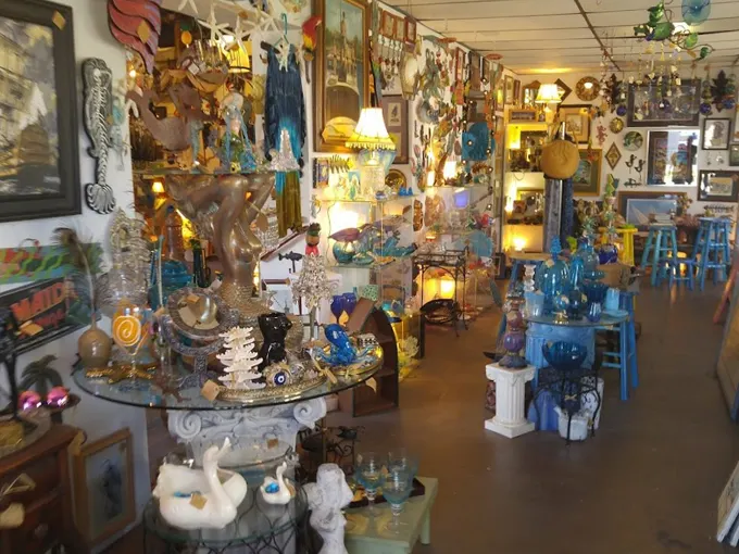 frank mirandas oddities antiques 5