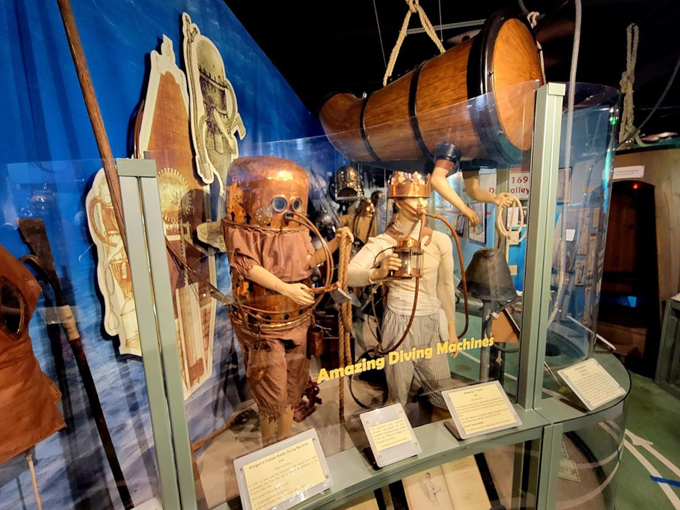 history of diving museum 6