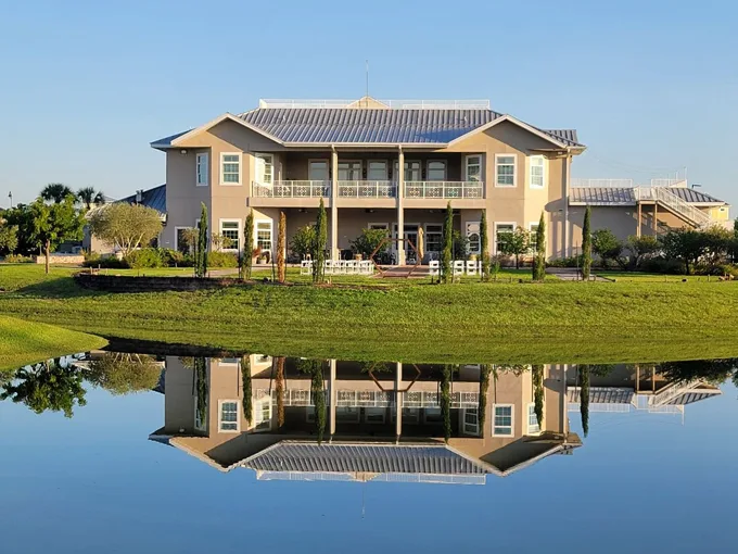 island grove wine company 2