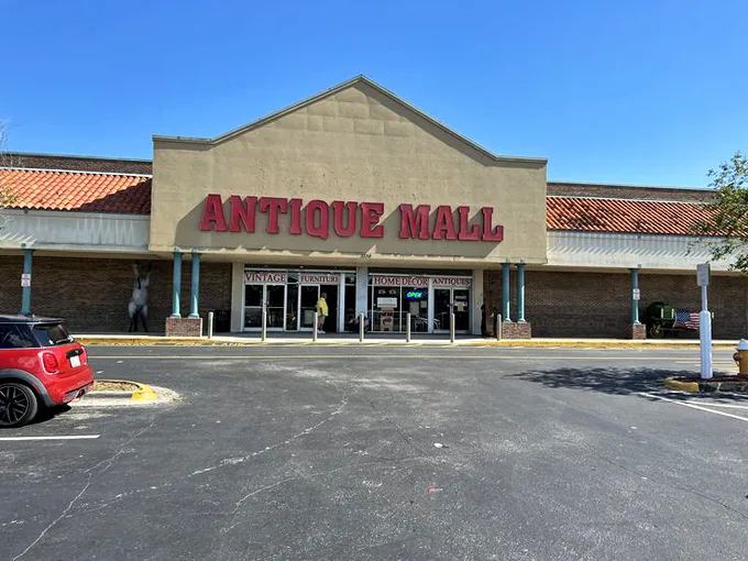 lakeland antique mall 1