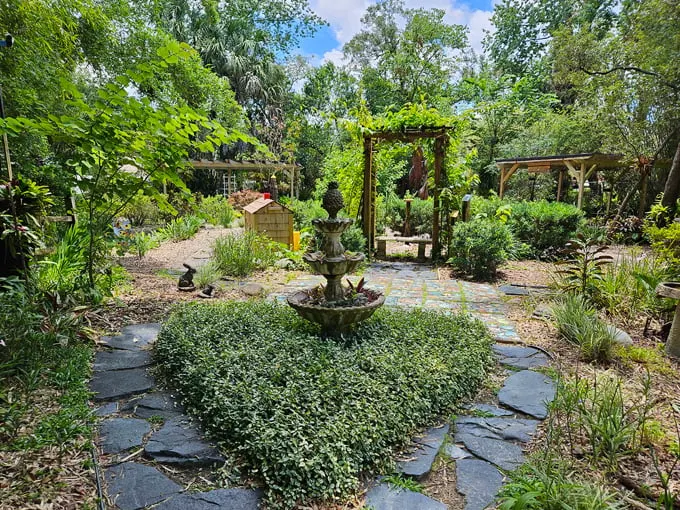 nature coast botanical gardens and nursery spring hill