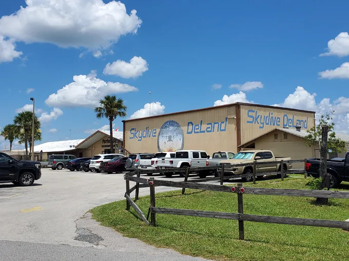 skydive deland 1
