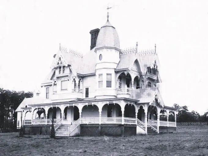 the donnelly house 3