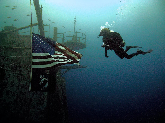 uss oriskany reef 10