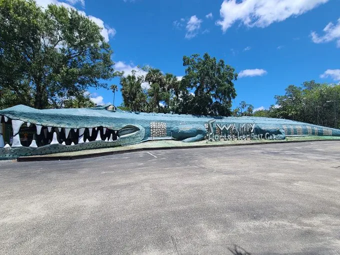floridas quirkiest roadside attractions 1