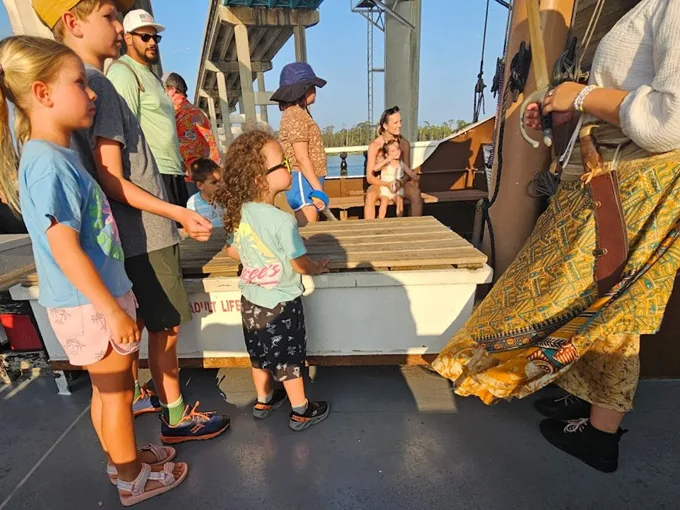 black raven pirate ship 6