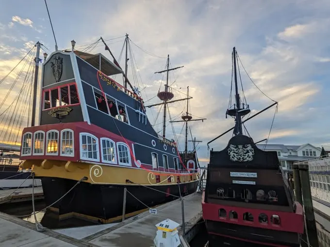 black raven pirate ship 7