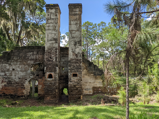 dummett sugar mill ruins 1