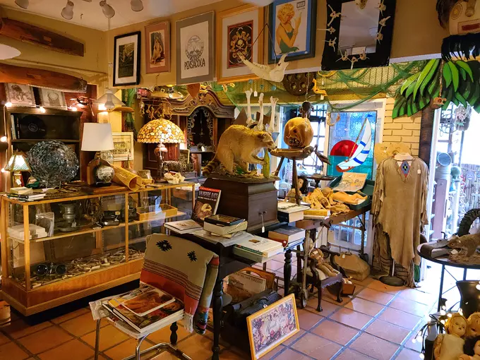 frank mirandas oddities antiques 2