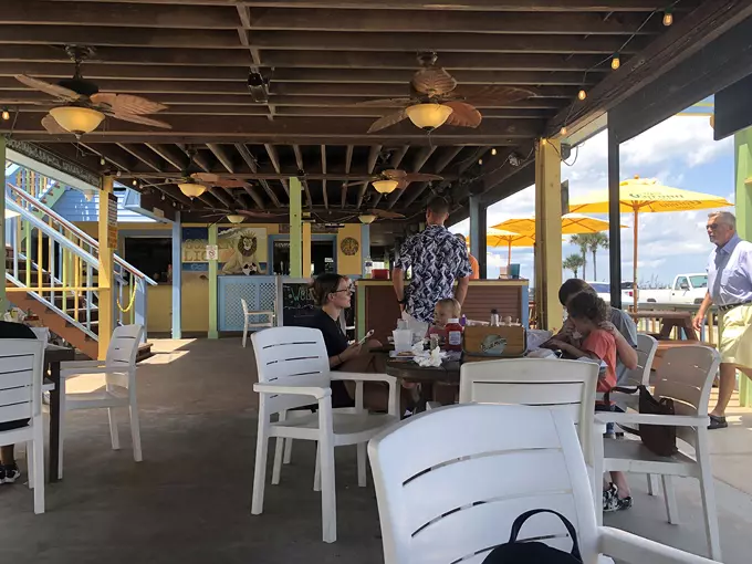 golden lion cafe 2