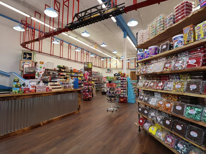 grandpa joes candy shop 6
