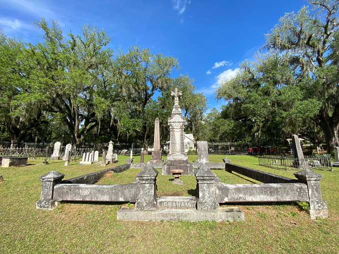 grave of elizabeth budd graham 1