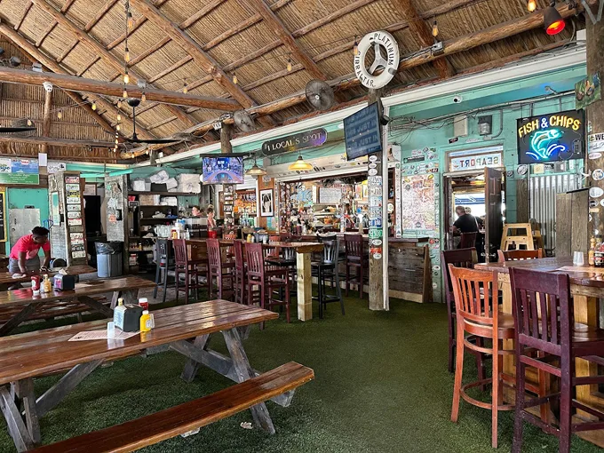 hogfish bar and grill 1
