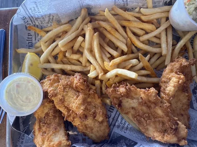 hogfish bar and grill 5
