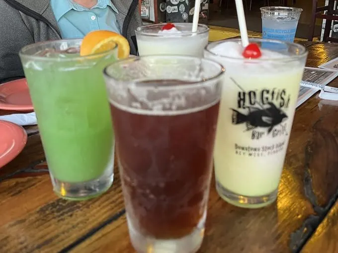 hogfish bar and grill 7