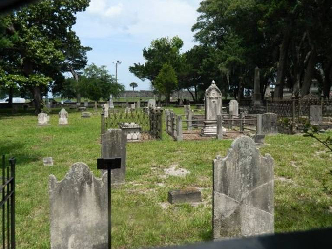 huguenot cemetery 5