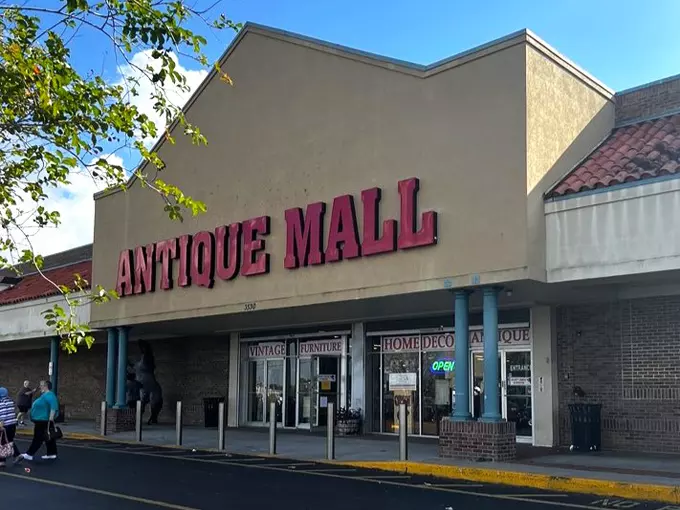 lakeland antique mall 1