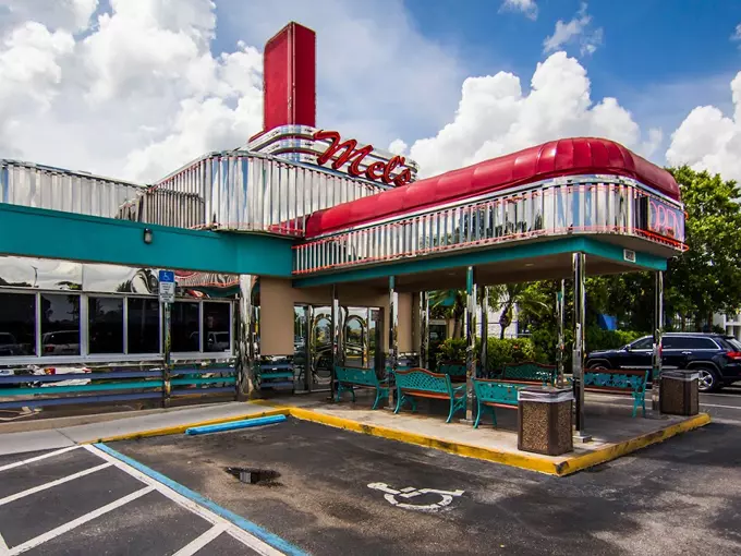 mels diner 1