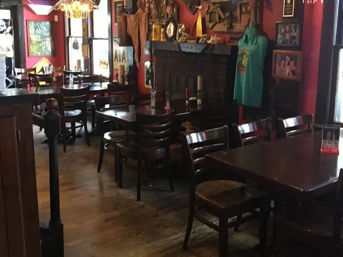 Molly Goodhead's Raw Bar & Restaurant 2