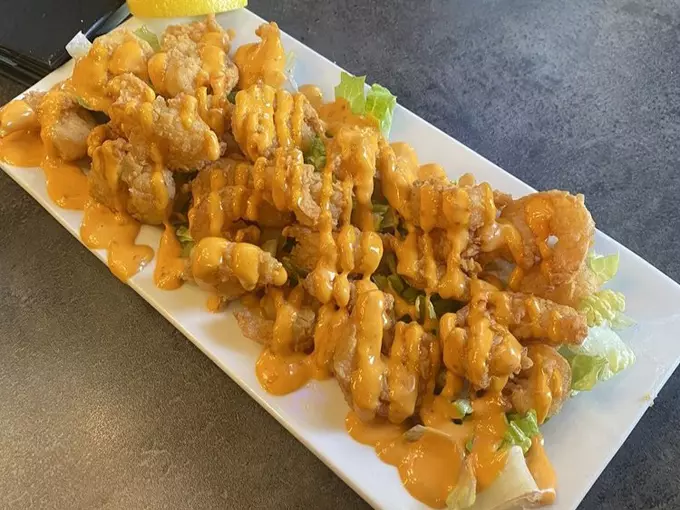 Molly Goodhead's Raw Bar & Restaurant 6