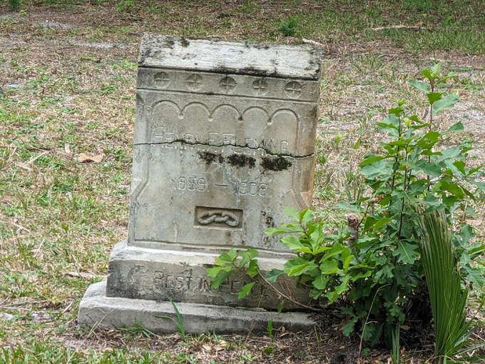 pinehurst and san sebastian cemeteries 6