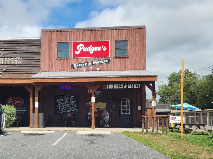 pudgee's eatery and market 1