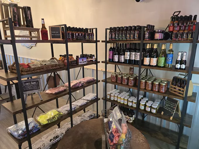 pudgees eatery and market 9