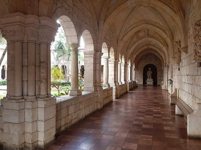 the cloisters of the ancient spanish monastery 4