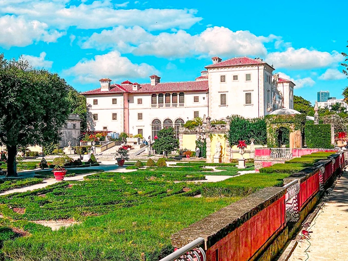 vizcaya museum and gardens 1