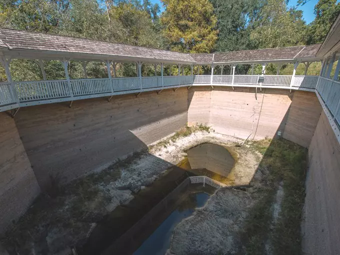 white sulfur springs ruins 2
