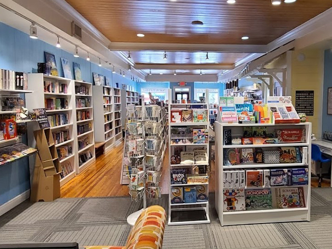 writers block bookstore 2