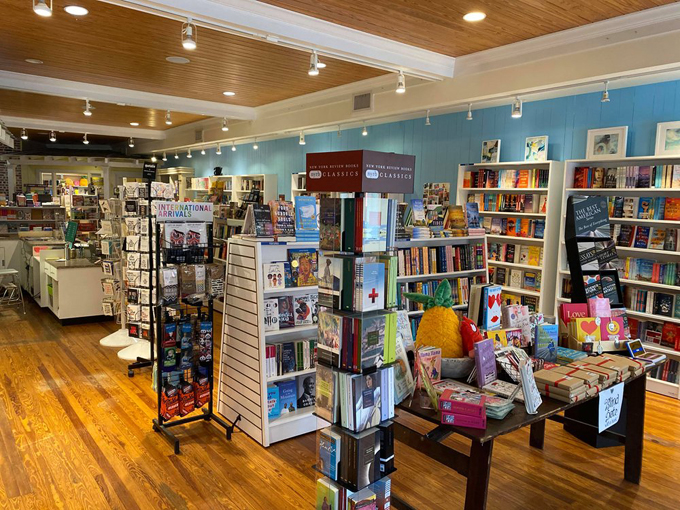 writers block bookstore 8