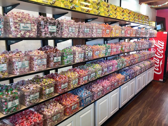 zenos boardwalk sweet shop 7