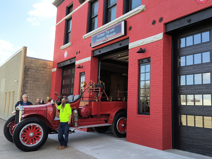 Antique Toy and Fire Truck Museum 3