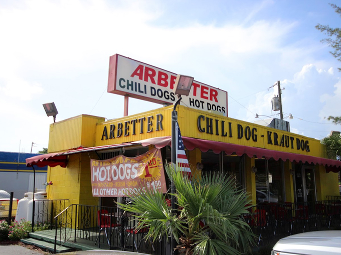 Arbetter's Hot Dogs 2