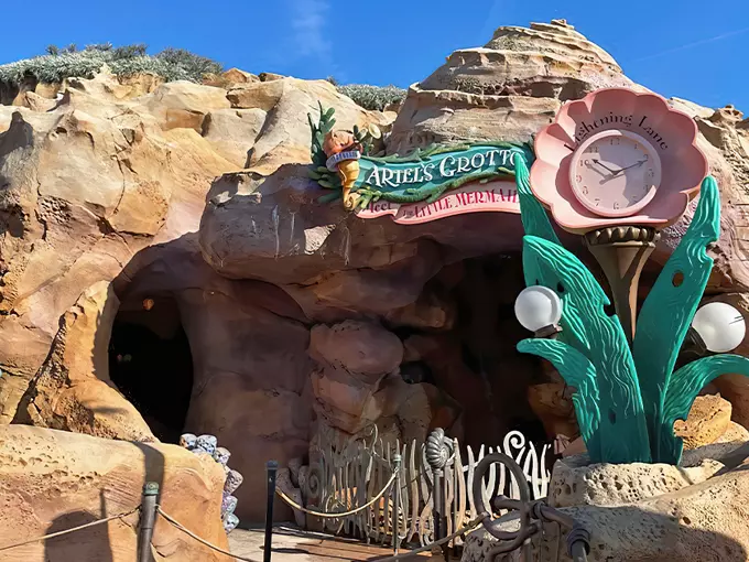 ariels grotto 1