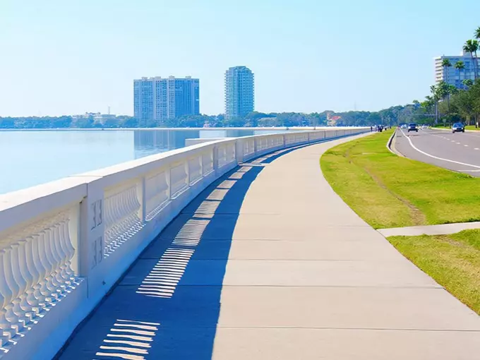 Bayshore Boulevard 1