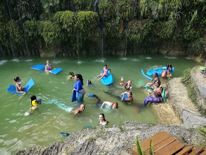 blue lagoon farm 8