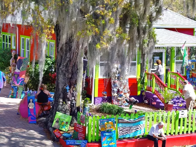 Bradenton Village of the Arts 1