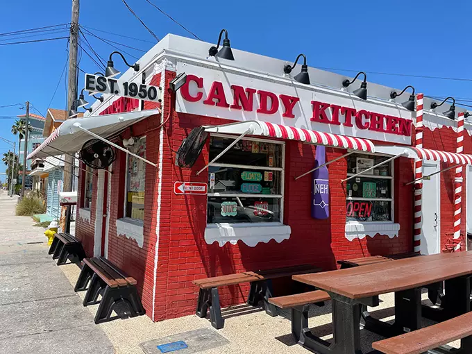 Candy Kitchen 1